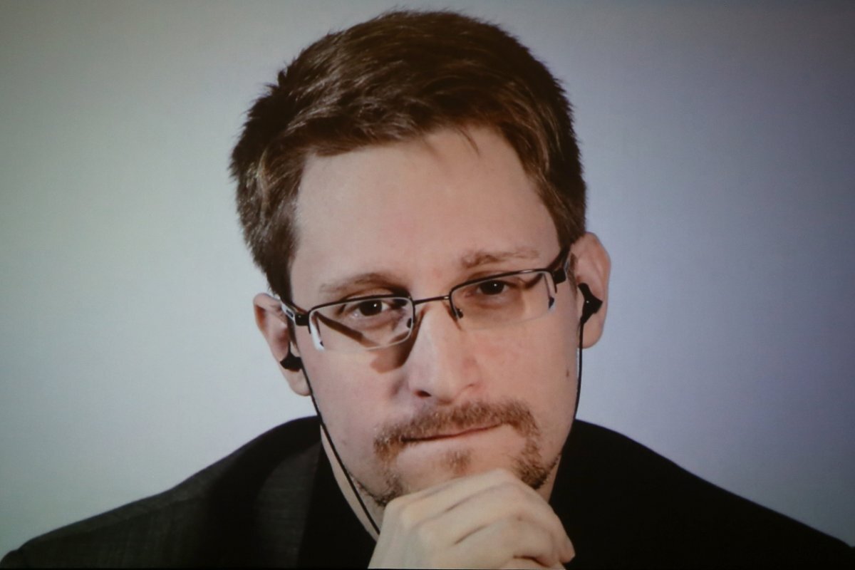 Snowden: "Se han quitado la máscara por completo, nunca confíen en ...